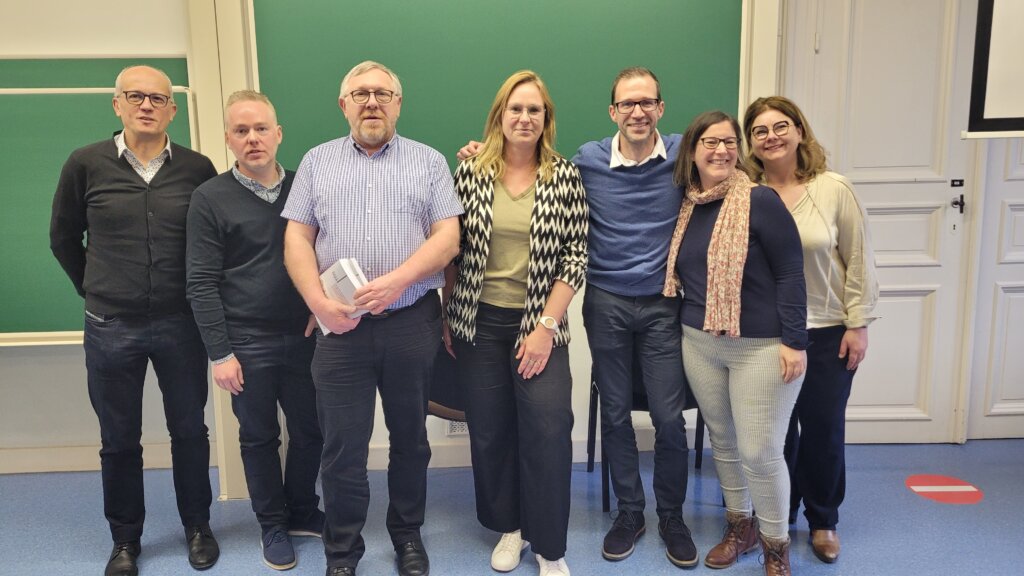 Epreuve publique pour l’obtention du grade académique de Doctorat en ...